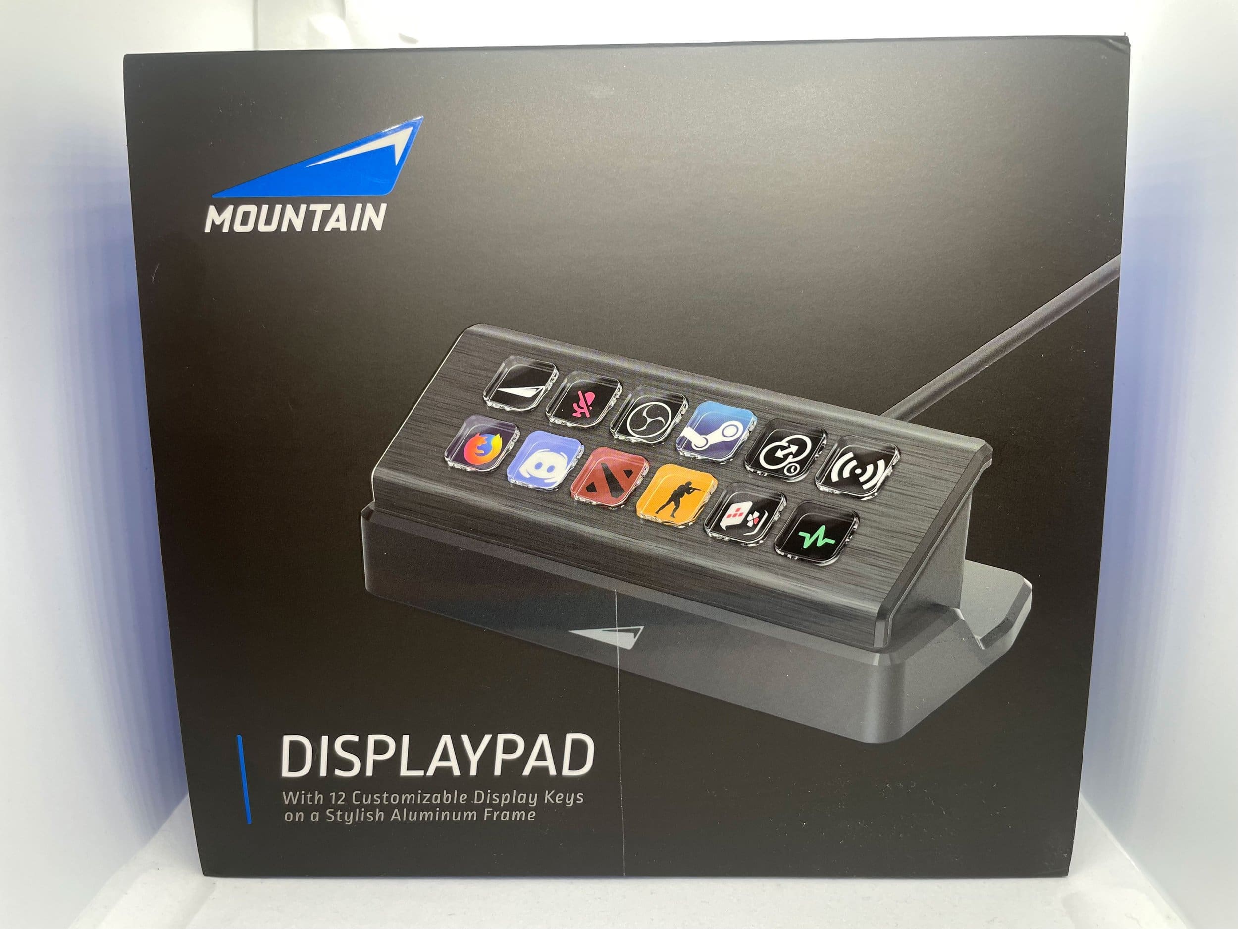 Mountain DisplayPad Review - Fits into your everyday life for work and gaming - Explosion Network