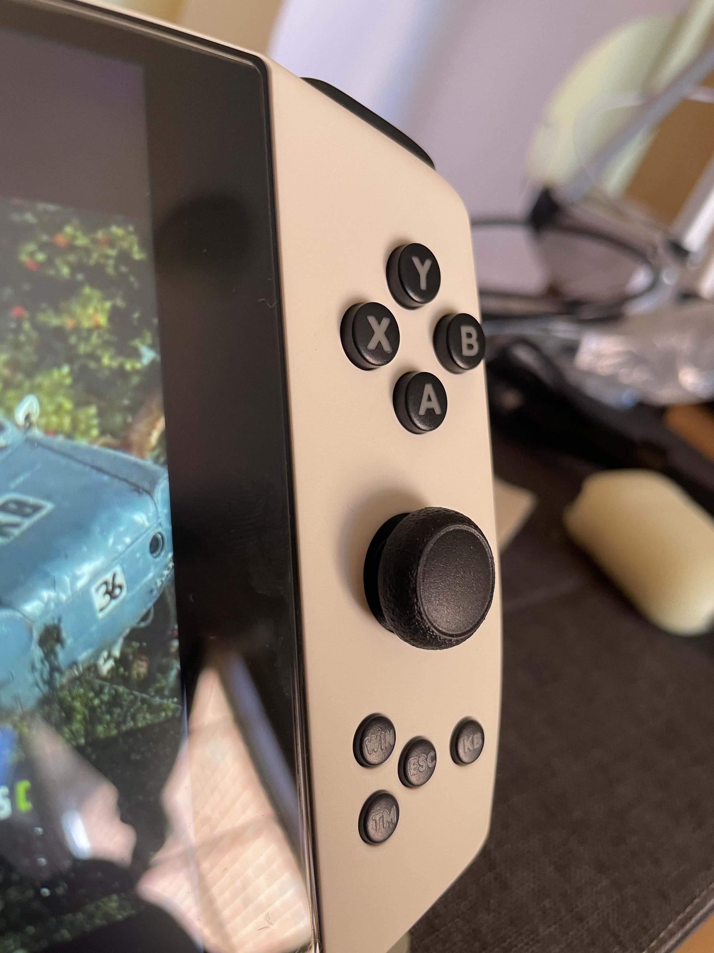 Aya Neo Pro 2021 Handheld Review - A year with a handheld PC ...